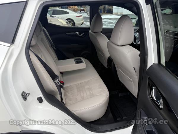 Balts Nissan Qashqai 2016 Tallina, ar dzinēja tilpumu 1.60 L un nobraukumu 174 tūkst. km par 10500 €, foto 11 vietnē AUTOMOTO.COM.LV