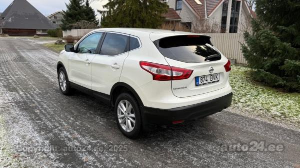 White Nissan Qashqai 2016 in Tallinn, with an engine capacity of 1.20 L and mileage of 169 thousand km for 8300 €, photo 6 on AUTOMOTO.COM.LV