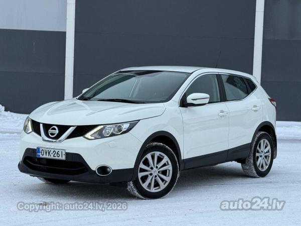 White Nissan Qashqai 2016 in Tallinn, with an engine capacity of 1.20 L and mileage of 269 thousand km for 5890 €, photo 1 on AUTOMOTO.COM.LV