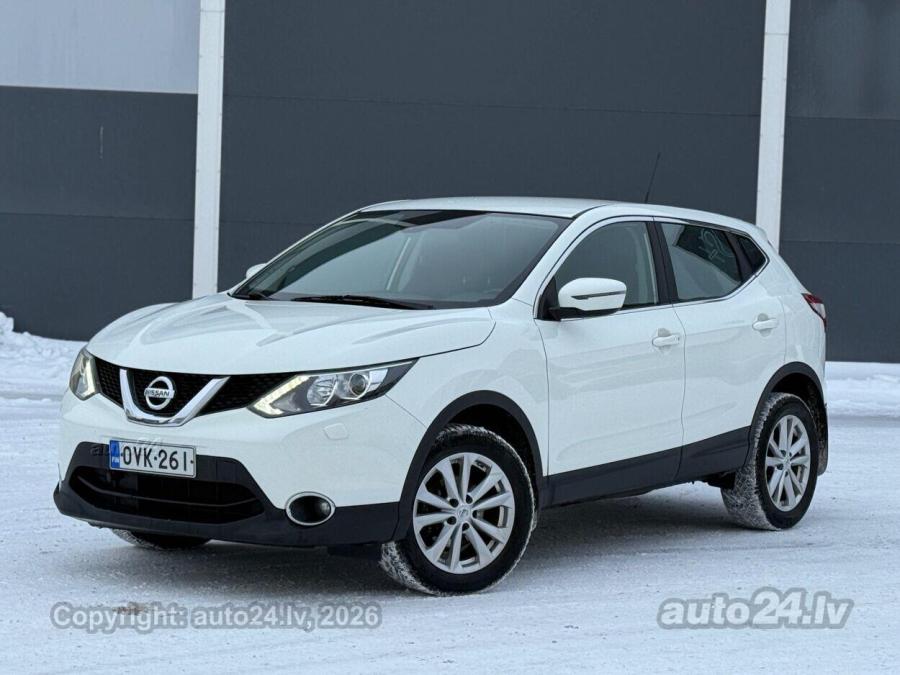 White Nissan Qashqai 2016 in Tallinn, with an engine capacity of 1.20 L and mileage of 269 thousand km for 5890 €, photo 1 on AUTOMOTO.COM.LV