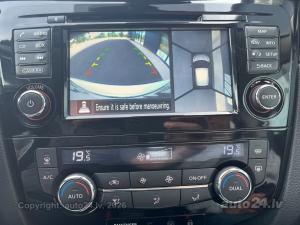 White Nissan Qashqai 2016 in Kuressaare, with an engine capacity of 1.20 L and mileage of 92 thousand km for 9990 €, photo 15 on AUTOMOTO.COM.LV
