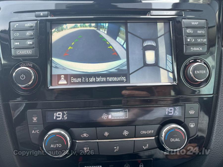 White Nissan Qashqai 2016 in Kuressaare, with an engine capacity of 1.20 L and mileage of 92 thousand km for 9990 €, photo 15 on AUTOMOTO.COM.LV
