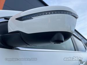 White Nissan Qashqai 2016 in Kuressaare, with an engine capacity of 1.20 L and mileage of 92 thousand km for 9990 €, photo 17 on AUTOMOTO.COM.LV
