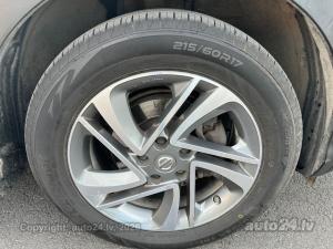 White Nissan Qashqai 2016 in Kuressaare, with an engine capacity of 1.20 L and mileage of 92 thousand km for 9990 €, photo 19 on AUTOMOTO.COM.LV