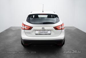 White Nissan Qashqai 2016 in Tallinn, with an engine capacity of 1.20 L and mileage of 102 thousand km for 9999 €, photo 7 on AUTOMOTO.COM.LV