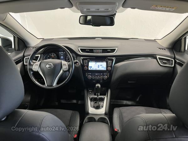 Nissan Qashqai 2016 in Rakvere on AUTOMOTO.COM.LV White Nissan Qashqai 2016 in Rakvere, with an engine capacity of 1.20 L and mileage of 92 thousand km for 9990 €, photo 8 on AUTOMOTO.COM.LV