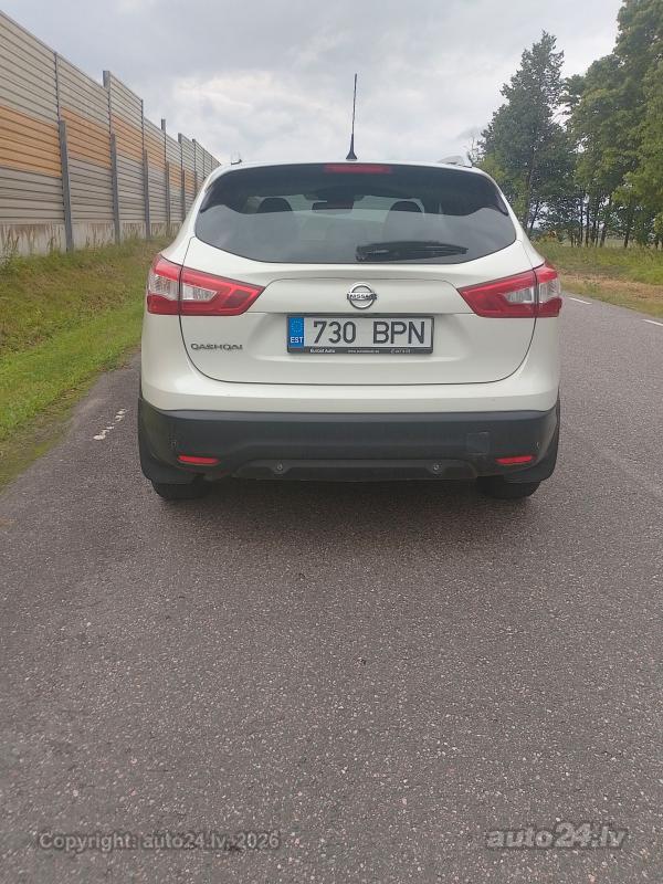 Nissan Qashqai 2016 Tallina vietnē Balts Nissan Qashqai 2016 Tallina, ar dzinēja tilpumu 1.20 L un nobraukumu 145 tūkst. km par 9000 €, foto 7 vietnē AUTOMOTO.COM.LV