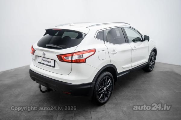 Ниссан Кашкай 2016 в Таллин на AUTOMOTO.COM.LV Белый Ниссан Кашкай 2016 в Таллин, объемом двигателя 1.20 л и пробегом 103 тыс. км за 9999 €, фото 6 на AUTOMOTO.COM.LV