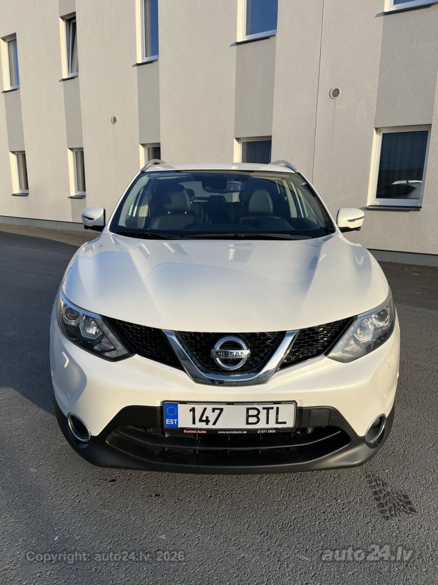 Balts Nissan Qashqai 2017 Tallina, ar dzinēja tilpumu 1.20 L un nobraukumu 116 tūkst. km par 10900 €, foto 2 vietnē AUTOMOTO.COM.LV