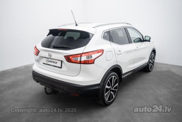Balts Nissan Qashqai 2017 Tallina, ar dzinēja tilpumu 1.20 L un nobraukumu 92 tūkst. km par 12999 €, foto 5 vietnē AUTOMOTO.COM.LV