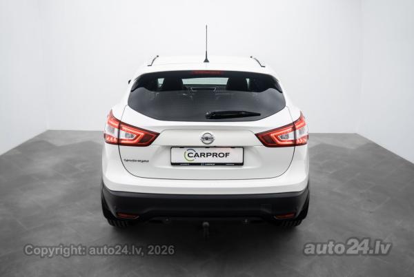 Balts Nissan Qashqai 2017 Tallina, ar dzinēja tilpumu 1.20 L un nobraukumu 92 tūkst. km par 12999 €, foto 6 vietnē AUTOMOTO.COM.LV