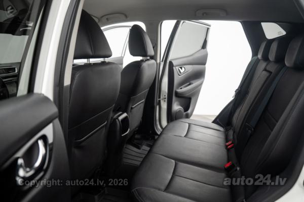 Balts Nissan Qashqai 2017 Tallina, ar dzinēja tilpumu 1.20 L un nobraukumu 92 tūkst. km par 12999 €, foto 9 vietnē AUTOMOTO.COM.LV
