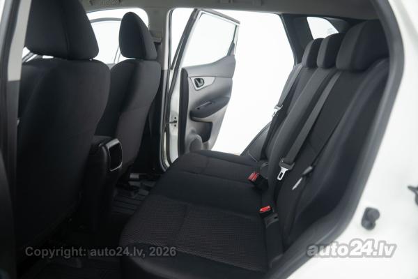 Balts Nissan Qashqai 2017 Tallina, ar dzinēja tilpumu 1.20 L un nobraukumu 138 tūkst. km par 9999 €, foto 9 vietnē AUTOMOTO.COM.LV