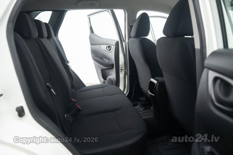 Balts Nissan Qashqai 2017 Tallina, ar dzinēja tilpumu 1.20 L un nobraukumu 138 tūkst. km par 9999 €, foto 11 vietnē AUTOMOTO.COM.LV