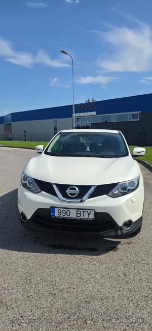 White Nissan Qashqai 2017 in Tallinn, with an engine capacity of 1.20 L and mileage of 184 thousand km for 7900 €, photo  on AUTOMOTO.COM.LV
