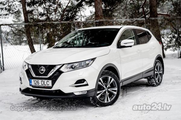 White Nissan Qashqai 2018 in Parnu, with an engine capacity of 1.20 L and mileage of 94 thousand km for 12990 €, photo 1 on AUTOMOTO.COM.LV