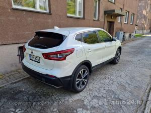 White Nissan Qashqai 2018 in Tallinn, with an engine capacity of 1.20 L and mileage of 189 thousand km for 7900 €, photo 13 on AUTOMOTO.COM.LV
