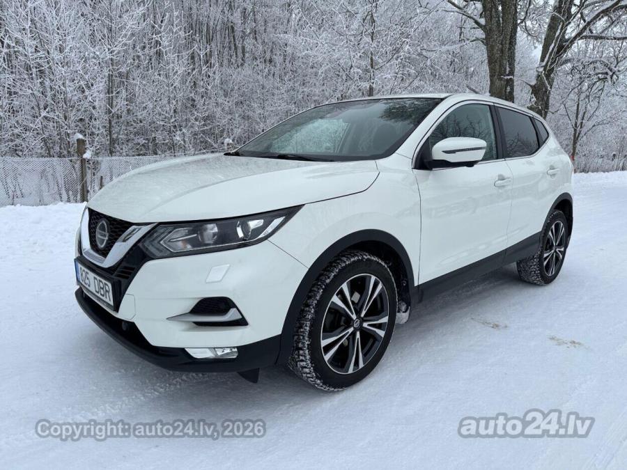 White Nissan Qashqai 2019 in Tallinn, with an engine capacity of 1.30 L and mileage of 110 thousand km for 12990 €, photo 1 on AUTOMOTO.COM.LV