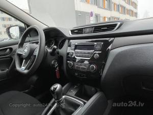 White Nissan Qashqai 2019 in Tartu, with an engine capacity of 1.30 L and mileage of 121 thousand km for 9500 €, photo 10 on AUTOMOTO.COM.LV