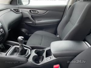 White Nissan Qashqai 2019 in Tartu, with an engine capacity of 1.30 L and mileage of 121 thousand km for 9500 €, photo 15 on AUTOMOTO.COM.LV