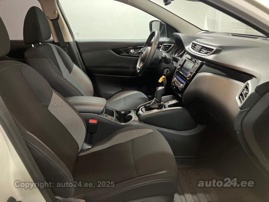 Balts Nissan Qashqai 2020 Tallina, ar dzinēja tilpumu 1.30 L un nobraukumu 115 tūkst. km par 13900 €, foto 10 vietnē AUTOMOTO.COM.LV