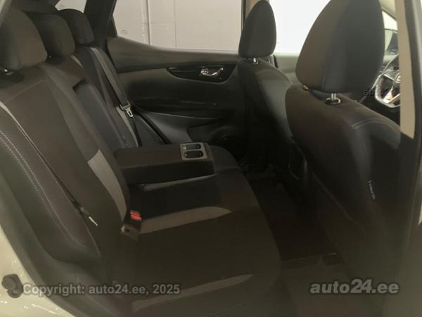 Balts Nissan Qashqai 2020 Tallina, ar dzinēja tilpumu 1.30 L un nobraukumu 115 tūkst. km par 13900 €, foto 11 vietnē AUTOMOTO.COM.LV