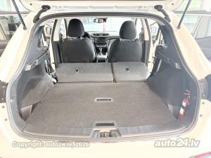 Balts Nissan Qashqai 2020 Viljandi, ar dzinēja tilpumu 1.30 L un nobraukumu 78 tūkst. km par 11900 €, foto 21 vietnē AUTOMOTO.COM.LV