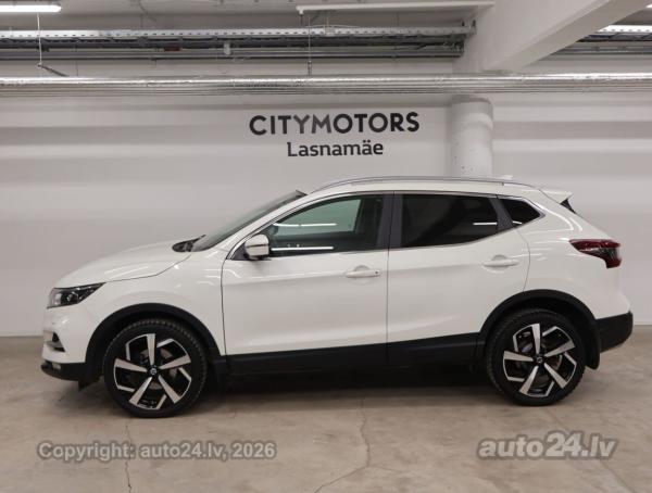 White Nissan Qashqai 2021 in Tallinn, with an engine capacity of 1.30 L and mileage of 59 thousand km for 18900 €, photo 2 on AUTOMOTO.COM.LV