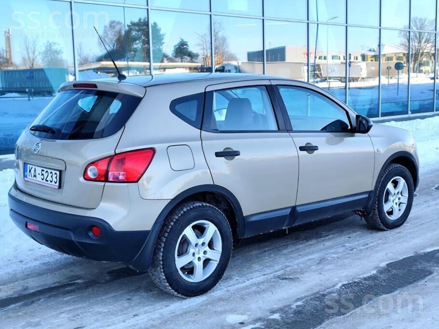 Dzeltens Nissan Qashqai 2007 Rēzekne, ar dzinēja tilpumu 1.60 L un nobraukumu 310 tūkst. km par 3150 €, foto 3 vietnē AUTOMOTO.COM.LV