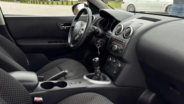 Dzeltens Nissan Qashqai 2007 Utena, ar dzinēja tilpumu 2.00 L un nobraukumu 374 tūkst. km par 1850 €, foto 4 vietnē AUTOMOTO.COM.LV