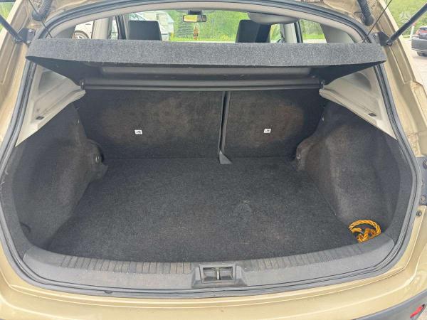 Dzeltens Nissan Qashqai 2007 Utena, ar dzinēja tilpumu 2.00 L un nobraukumu 374 tūkst. km par 1850 €, foto 8 vietnē AUTOMOTO.COM.LV