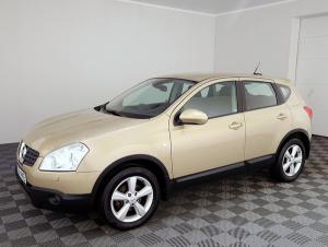 Dzeltens Nissan Qashqai 2007 Tallina, ar dzinēja tilpumu 2.00 L un nobraukumu 333 tūkst. km par 1799 €, foto 3 vietnē AUTOMOTO.COM.LV