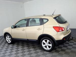 Dzeltens Nissan Qashqai 2007 Tallina, ar dzinēja tilpumu 2.00 L un nobraukumu 333 tūkst. km par 1799 €, foto 12 vietnē AUTOMOTO.COM.LV