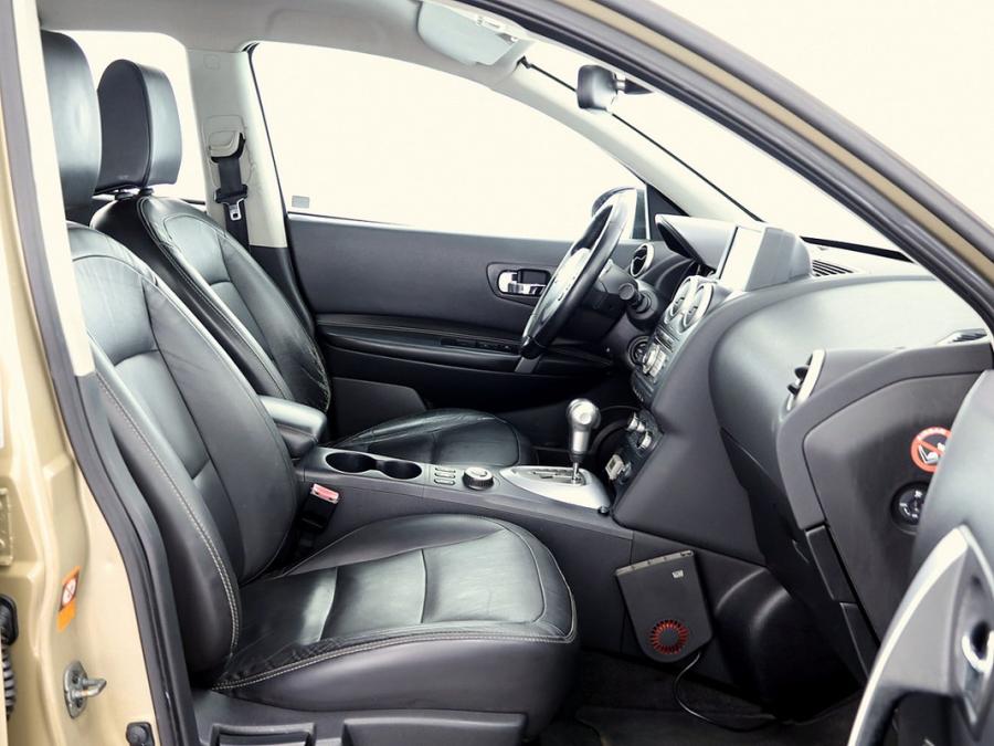 Dzeltens Nissan Qashqai 2007 Tallina, ar dzinēja tilpumu 2.00 L un nobraukumu 333 tūkst. km par 1799 €, foto 14 vietnē AUTOMOTO.COM.LV