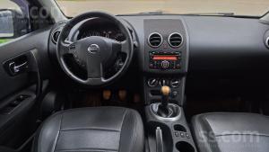 Dzeltens Nissan Qashqai 2011 Rīga, ar dzinēja tilpumu 1.60 L un nobraukumu 190 tūkst. km par 4600 €, foto 11 vietnē AUTOMOTO.COM.LV