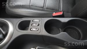 Dzeltens Nissan Qashqai 2011 Rīga, ar dzinēja tilpumu 1.60 L un nobraukumu 190 tūkst. km par 4600 €, foto 13 vietnē AUTOMOTO.COM.LV
