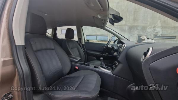 Dzeltens Nissan Qashqai 2012 Tallina, ar dzinēja tilpumu 1.60 L un nobraukumu 213 tūkst. km par 4777 €, foto 6 vietnē AUTOMOTO.COM.LV