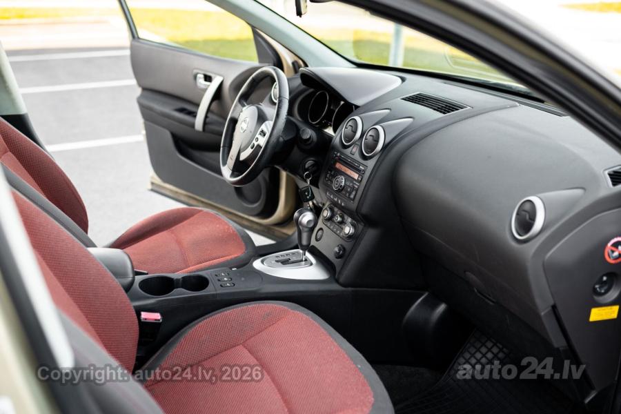 Dzeltens Nissan Qashqai 2007 Tallina, ar dzinēja tilpumu 2.00 L un nobraukumu 254 tūkst. km par 2999 €, foto 15 vietnē AUTOMOTO.COM.LV