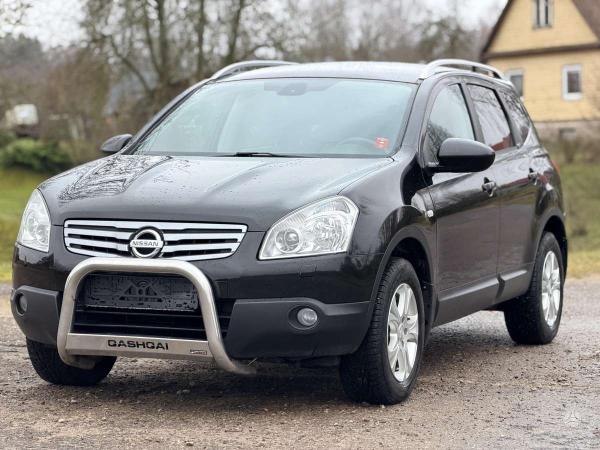 Black Nissan qashqai+2 2009 in Utena, with an engine capacity of 1.60 L and mileage of 291 thousand km for 4350 €, photo 4 on AUTOMOTO.COM.LV
