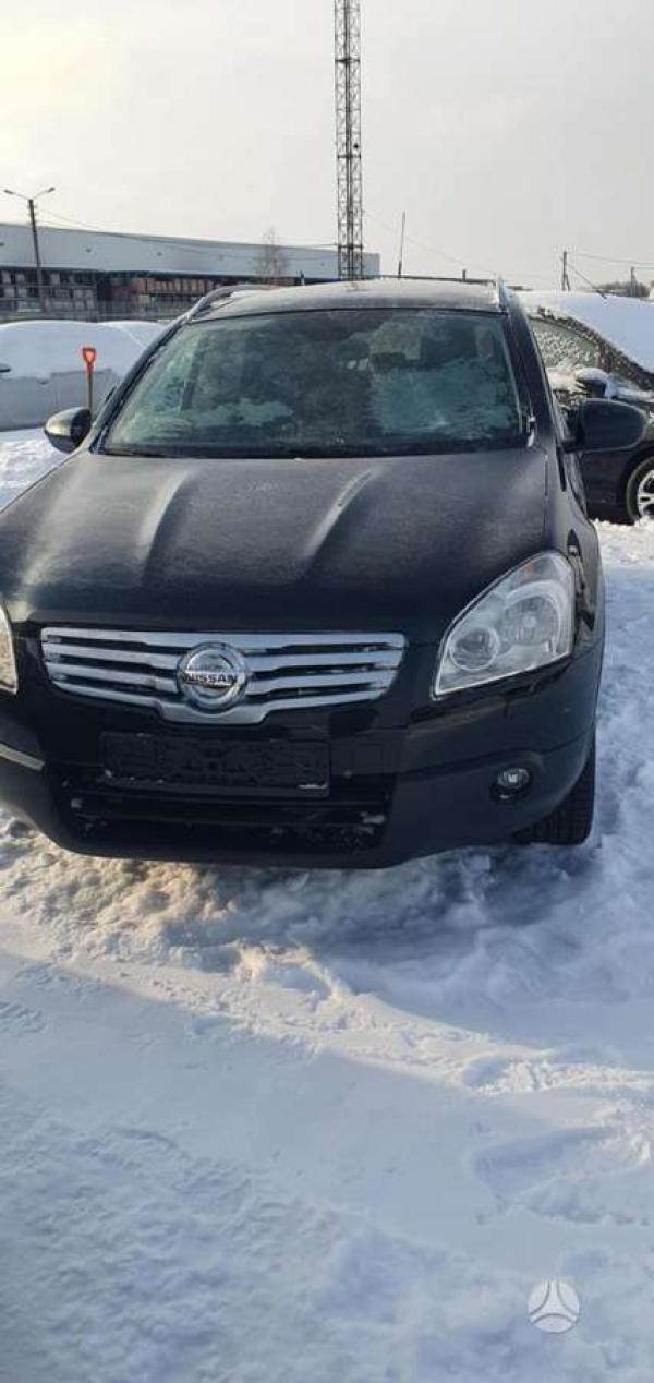 Black Nissan qashqai+2 2009 in Kaunas, with an engine capacity of 2.00 L and mileage of 233 thousand km for 4850 €, photo 2 on AUTOMOTO.COM.LV