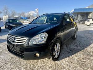 Melns Nissan qashqai+2 2009 Šauļi, ar dzinēja tilpumu 1.46 L un nobraukumu 250 tūkst. km par 4900 €, foto  vietnē AUTOMOTO.COM.LV
