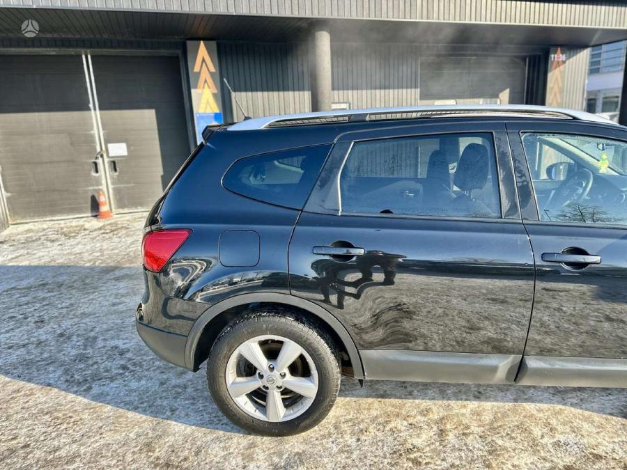 Melns Nissan qashqai+2 2009 Šauļi, ar dzinēja tilpumu 1.46 L un nobraukumu 250 tūkst. km par 4900 €, foto 6 vietnē AUTOMOTO.COM.LV