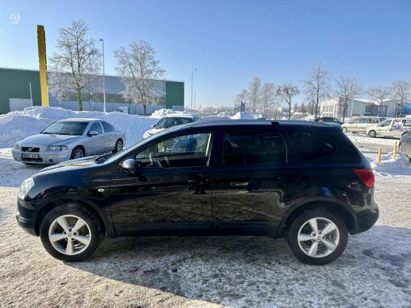 Black Nissan qashqai+2 2009 in Siauliai, with an engine capacity of 1.46 L and mileage of 250 thousand km for 4900 €, photo 11 on AUTOMOTO.COM.LV