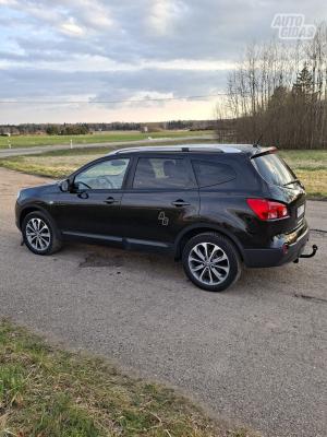 Black Nissan qashqai+2 2009 in Vilnius, with an engine capacity of 2.00 L and mileage of 226 thousand km for 4750 €, photo  on AUTOMOTO.COM.LV