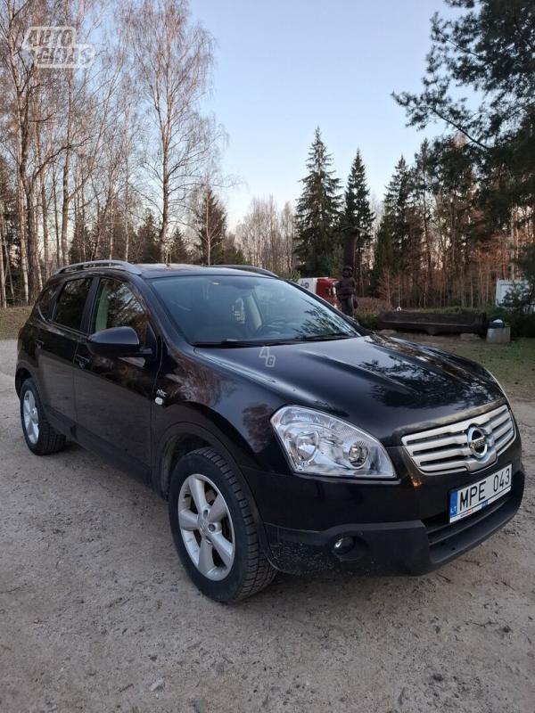 Melns Nissan qashqai+2 2009 Šauļi, ar dzinēja tilpumu 1.50 L un nobraukumu 350 tūkst. km par 3700 €, foto 2 vietnē AUTOMOTO.COM.LV