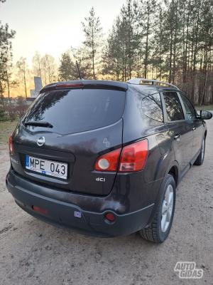 Black Nissan qashqai+2 2009 in Siauliai, with an engine capacity of 1.50 L and mileage of 350 thousand km for 3700 €, photo 10 on AUTOMOTO.COM.LV