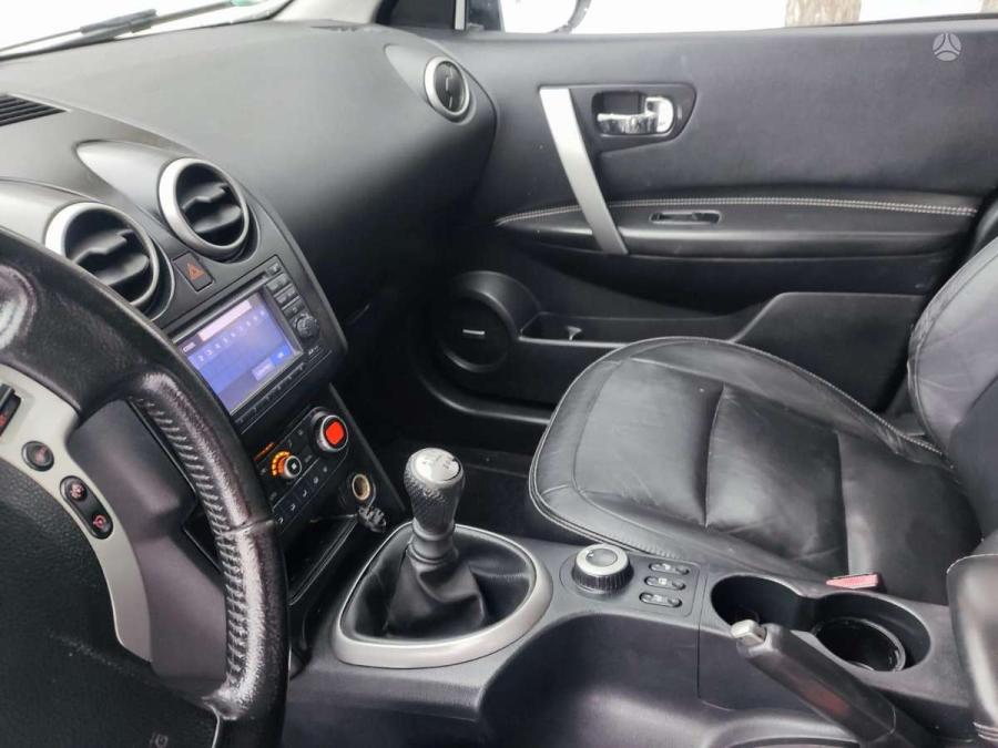 Melns Nissan qashqai+2 2010 Utena, ar dzinēja tilpumu 2.00 L un nobraukumu 176 tūkst. km par 5450 €, foto 35 vietnē AUTOMOTO.COM.LV