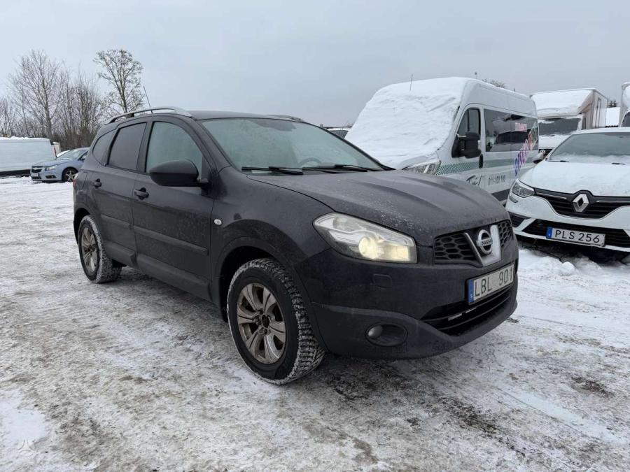 Melns Nissan qashqai+2 2010 Kauņa, ar dzinēja tilpumu 1.46 L un nobraukumu 221 tūkst. km par 3400 €, foto 3 vietnē AUTOMOTO.COM.LV