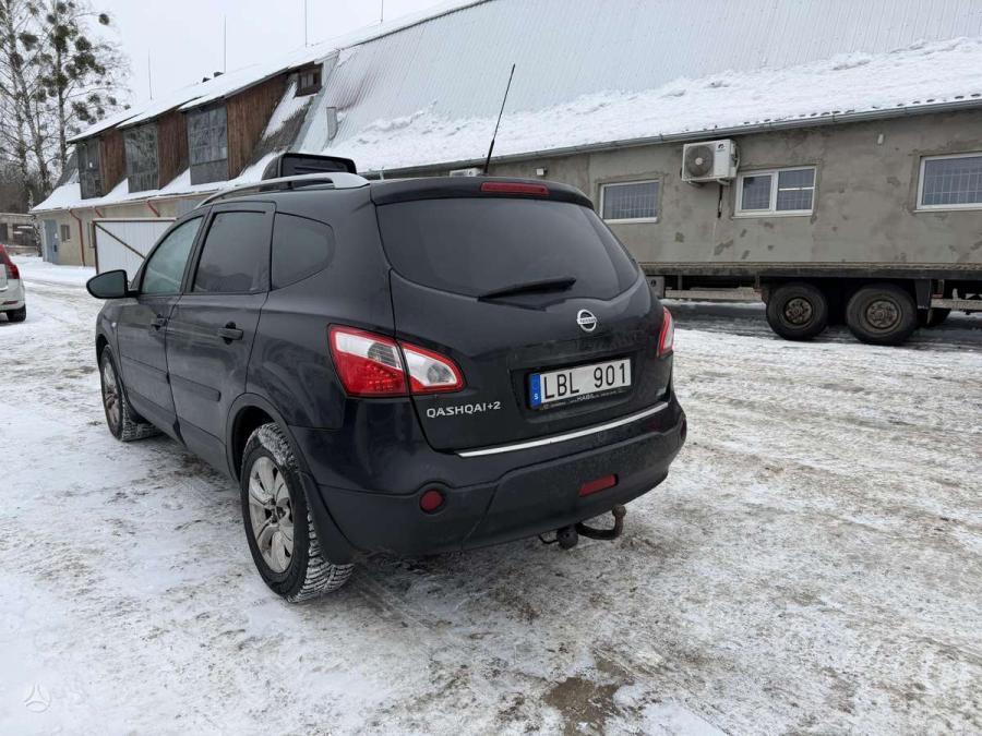 Melns Nissan qashqai+2 2010 Kauņa, ar dzinēja tilpumu 1.46 L un nobraukumu 221 tūkst. km par 3400 €, foto 5 vietnē AUTOMOTO.COM.LV