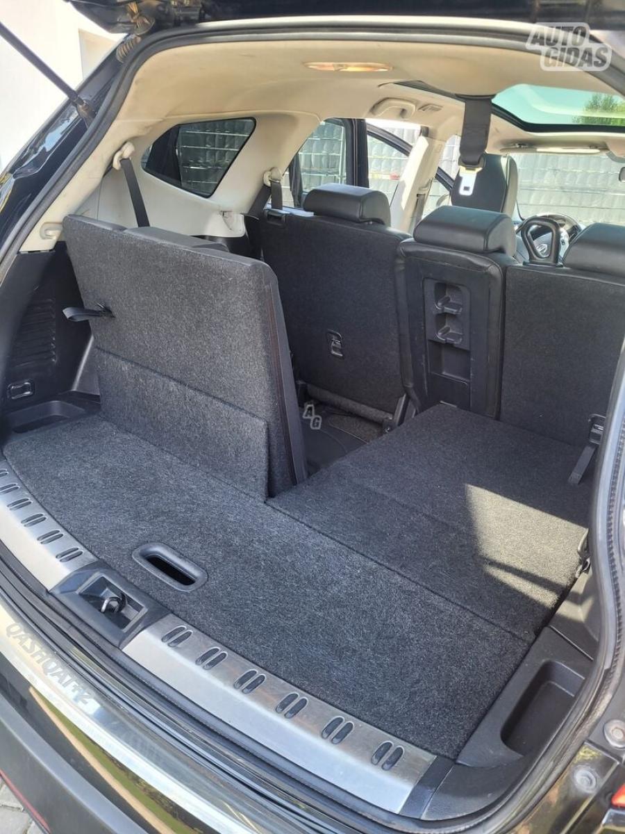 Black Nissan qashqai+2 2010 in Vilnius, with an engine capacity of 2.00 L and mileage of 322 thousand km for 4000 €, photo 16 on AUTOMOTO.COM.LV
